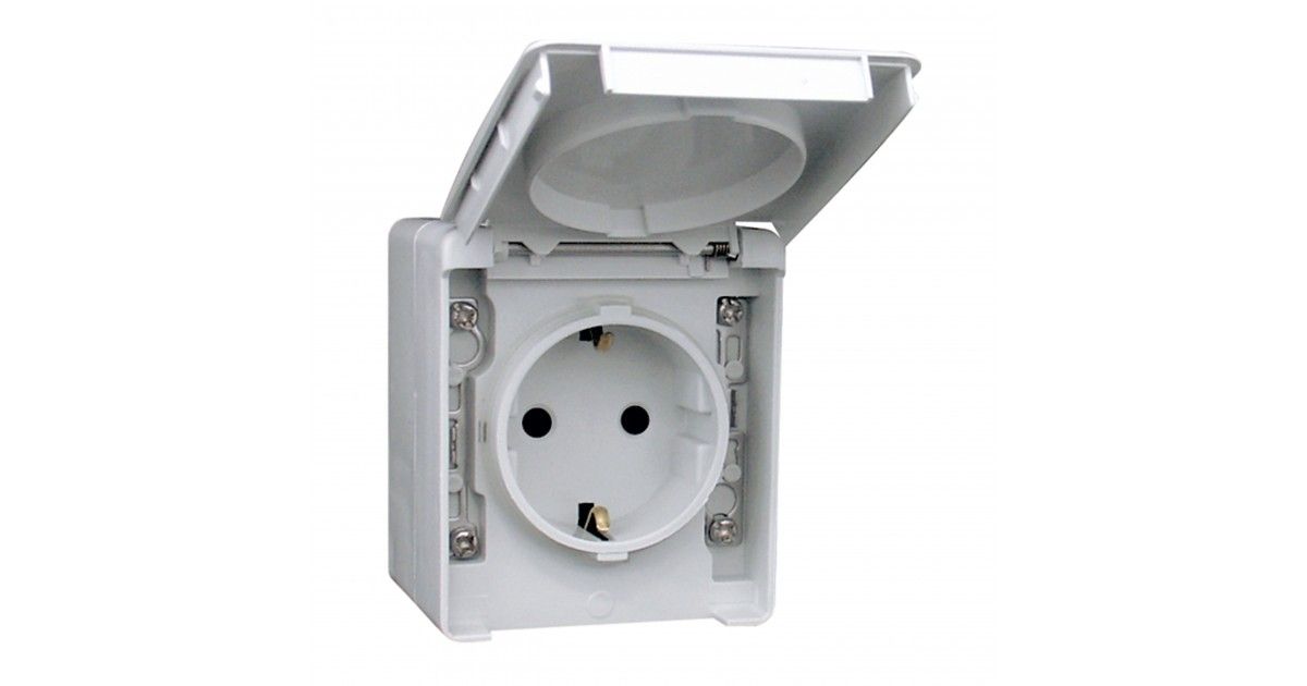 Tomada 2p+T 48 Ip65 | MaxMat